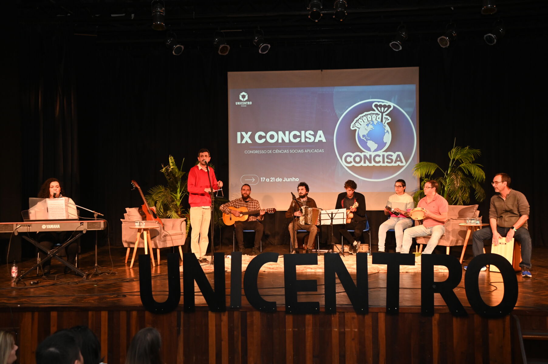Abertura do 9 º Concisa é marcada por palestra sobre Design Thinking ...